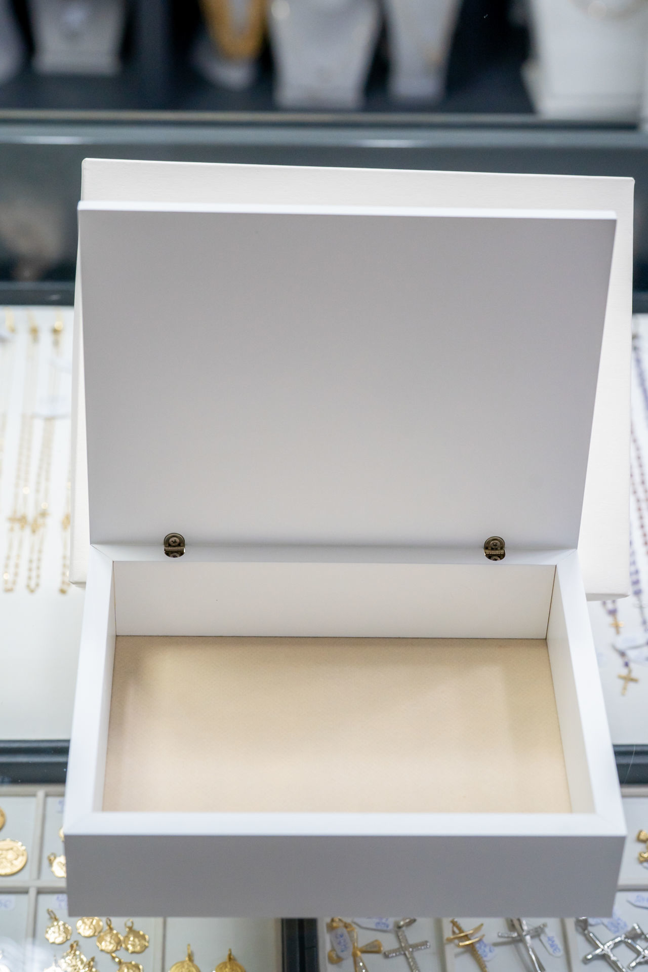 Holy Family box | Official Parish Medjugorje Webshop