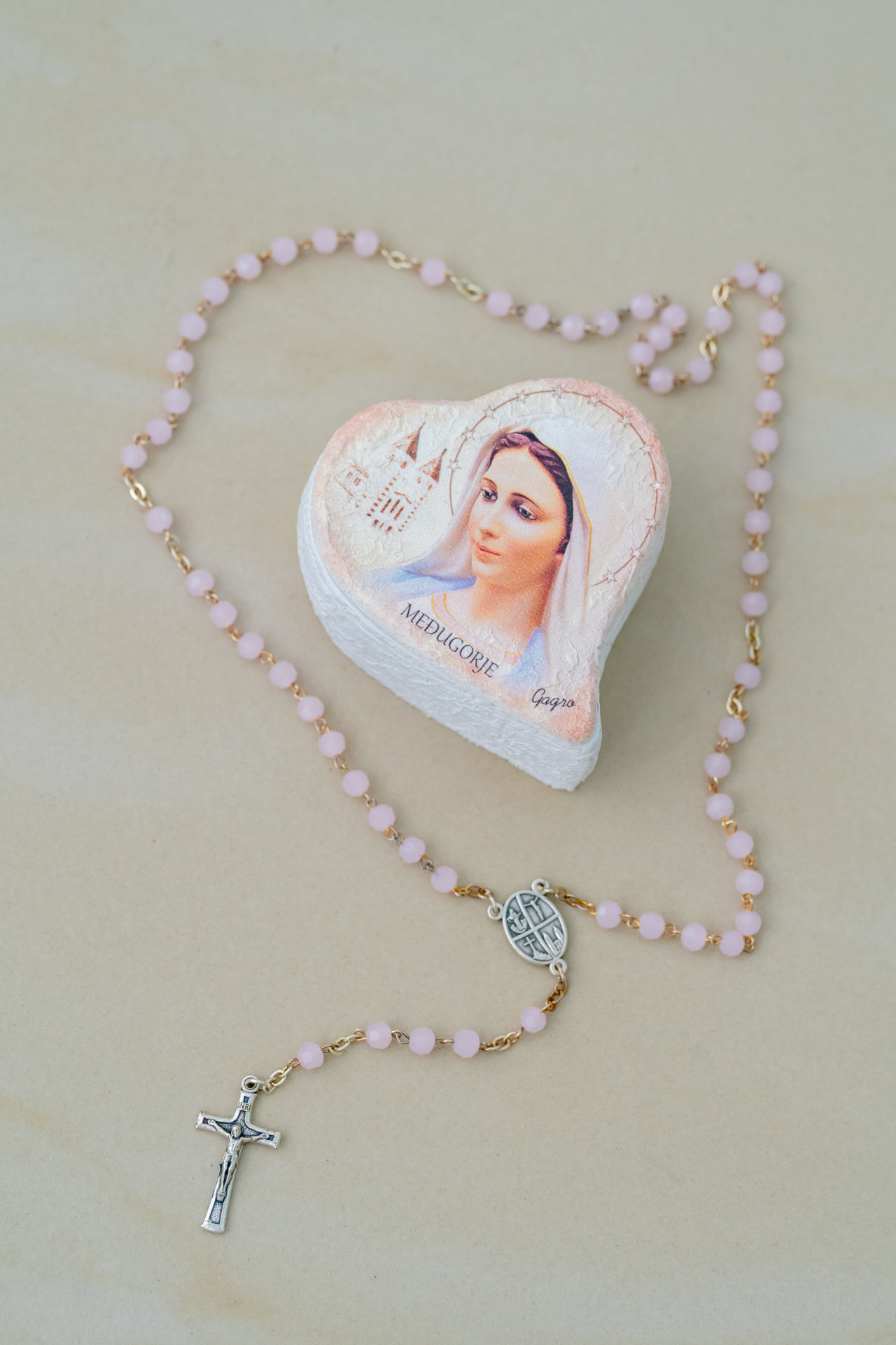 Gospa box for the rosary | Official Parish Medjugorje Webshop
